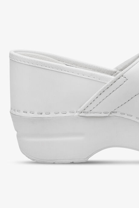 Dansko Shoes, Dansko Clogs and Chef Shoes at ChefUniforms.com