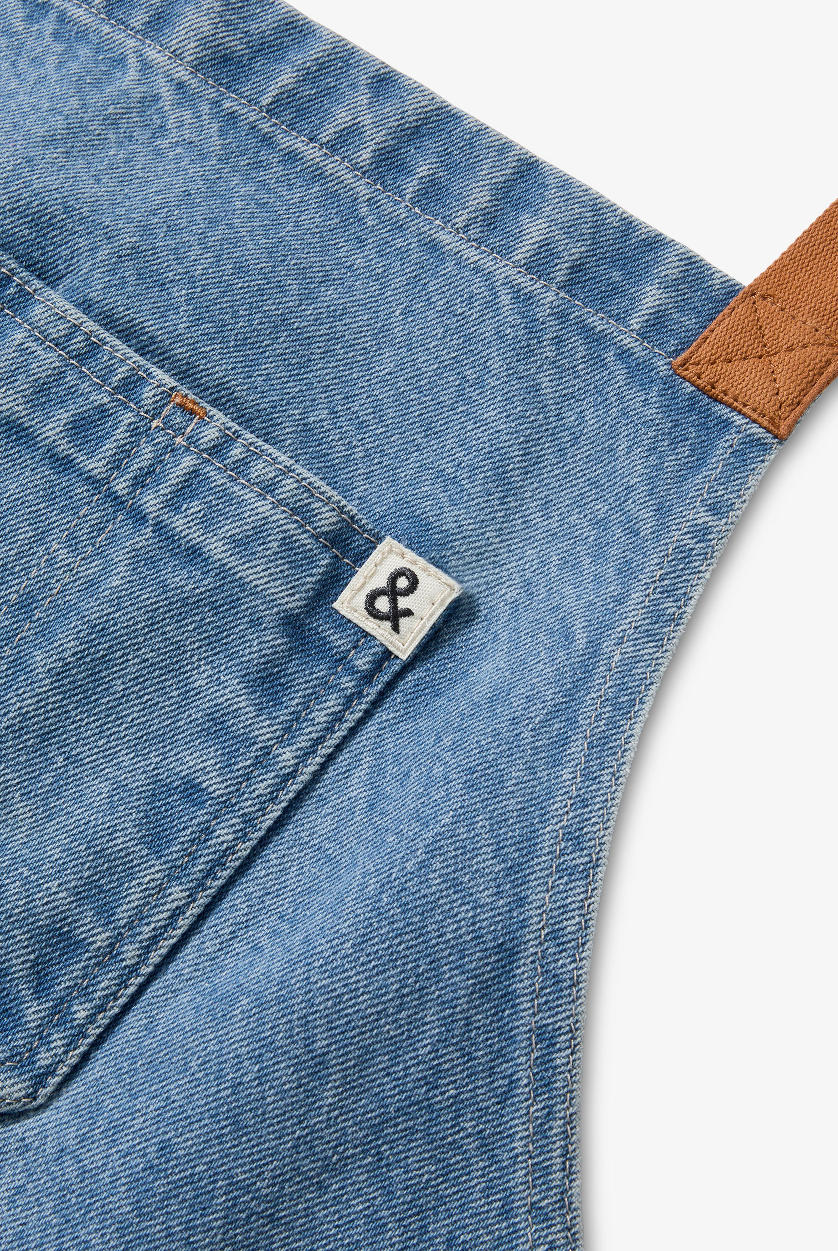 Hedley & Bennett Collection at ChefUniforms.com